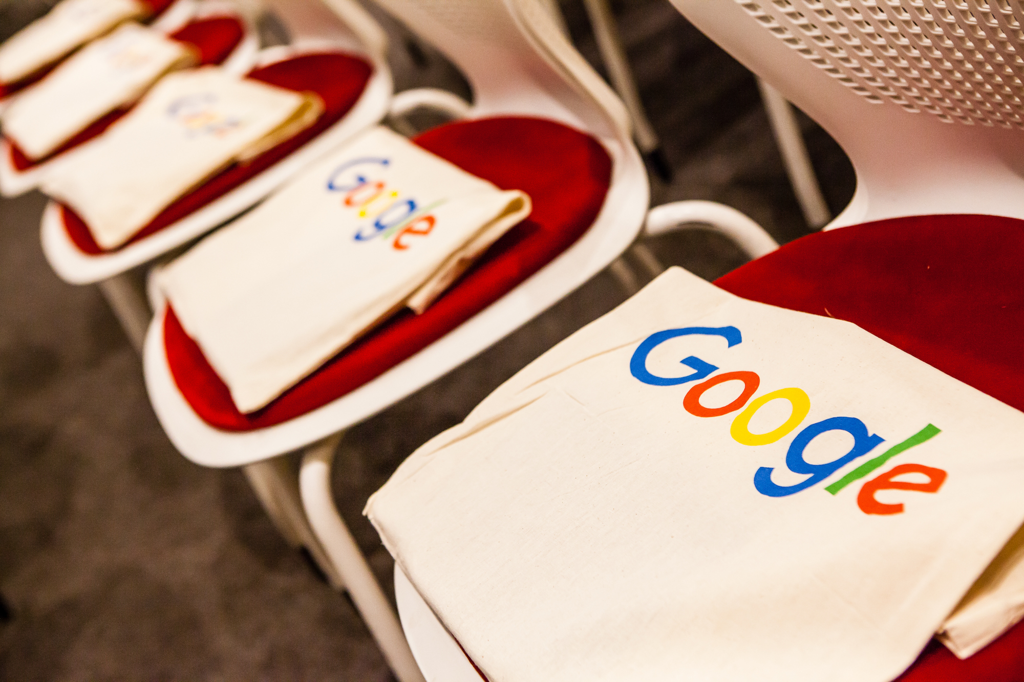 Google & Be Different Announce Event Registration for Online Marketing
